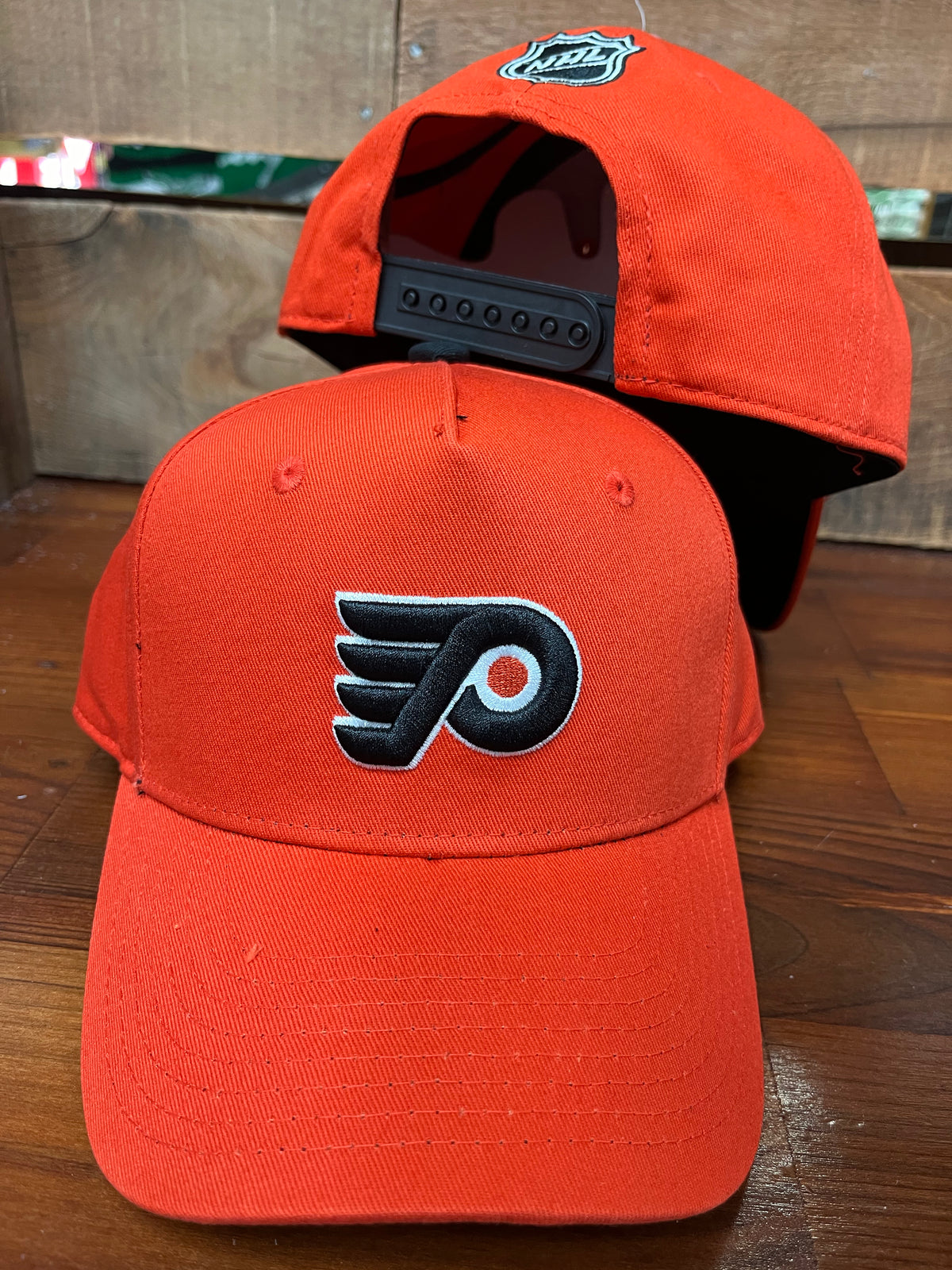 Kids Philadelphia Flyers Precurved Snapback Hat – Monkey's Uncle